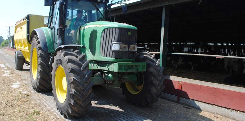 Ekowar: potężne gospodarstwo żywi krowy bez udziału kukurydzy - Wieści ...